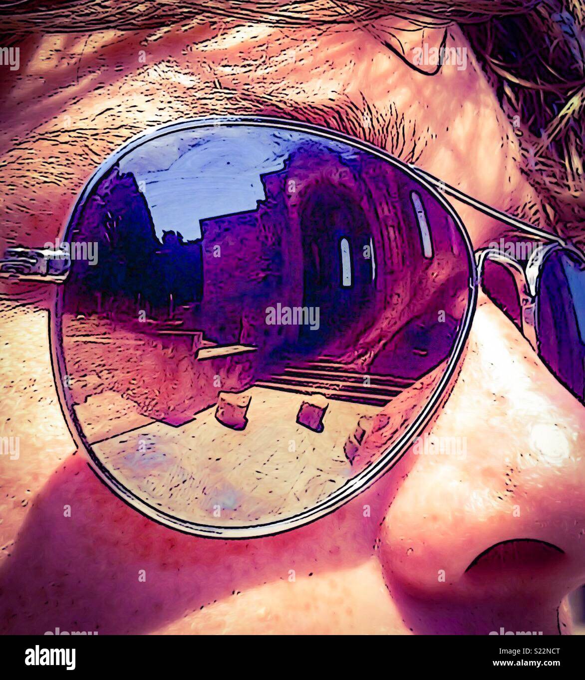 Cartoon sunglasses hi-res stock photography and images - Alamy