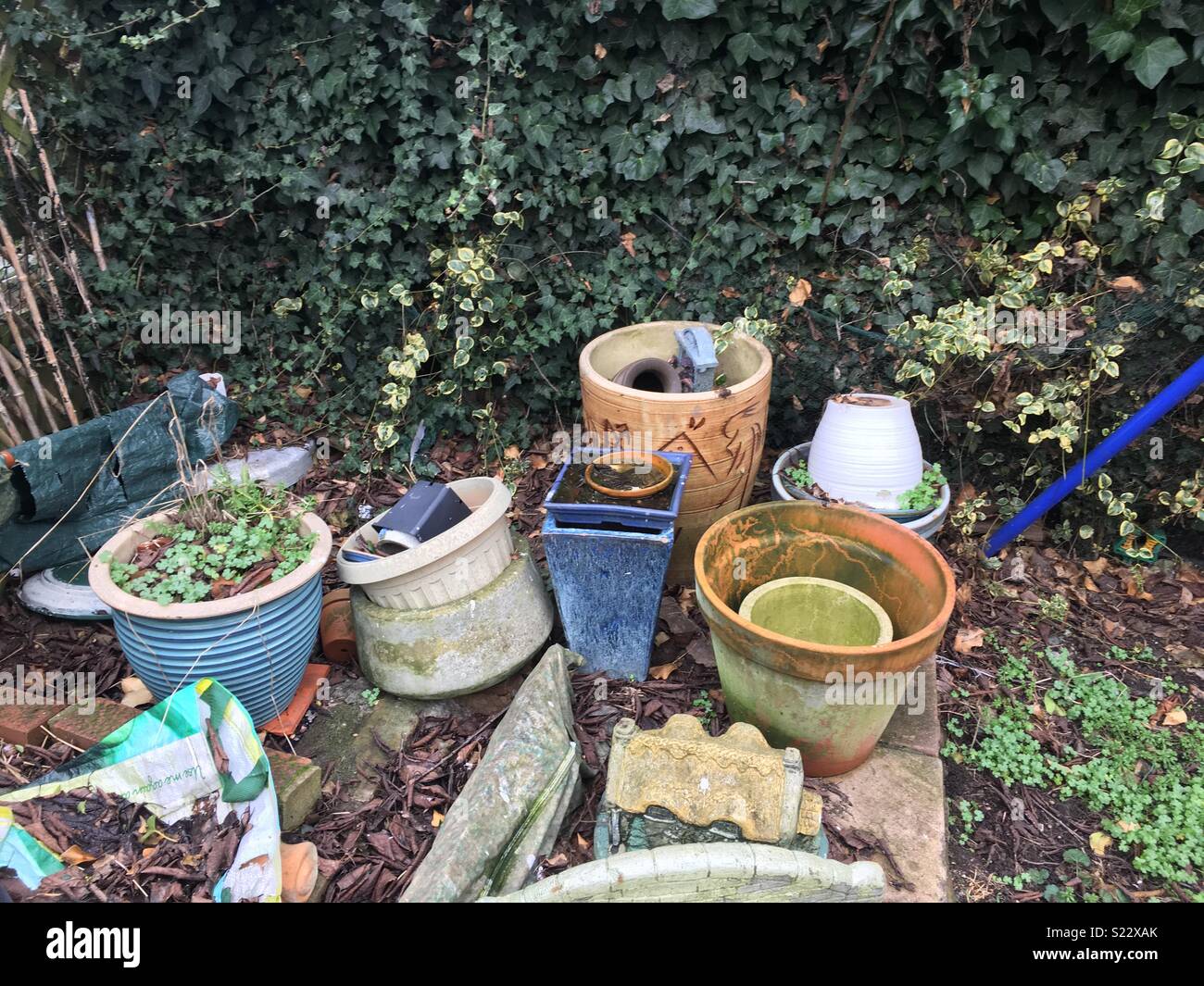 Collection of garden pots Stock Photo - Alamy