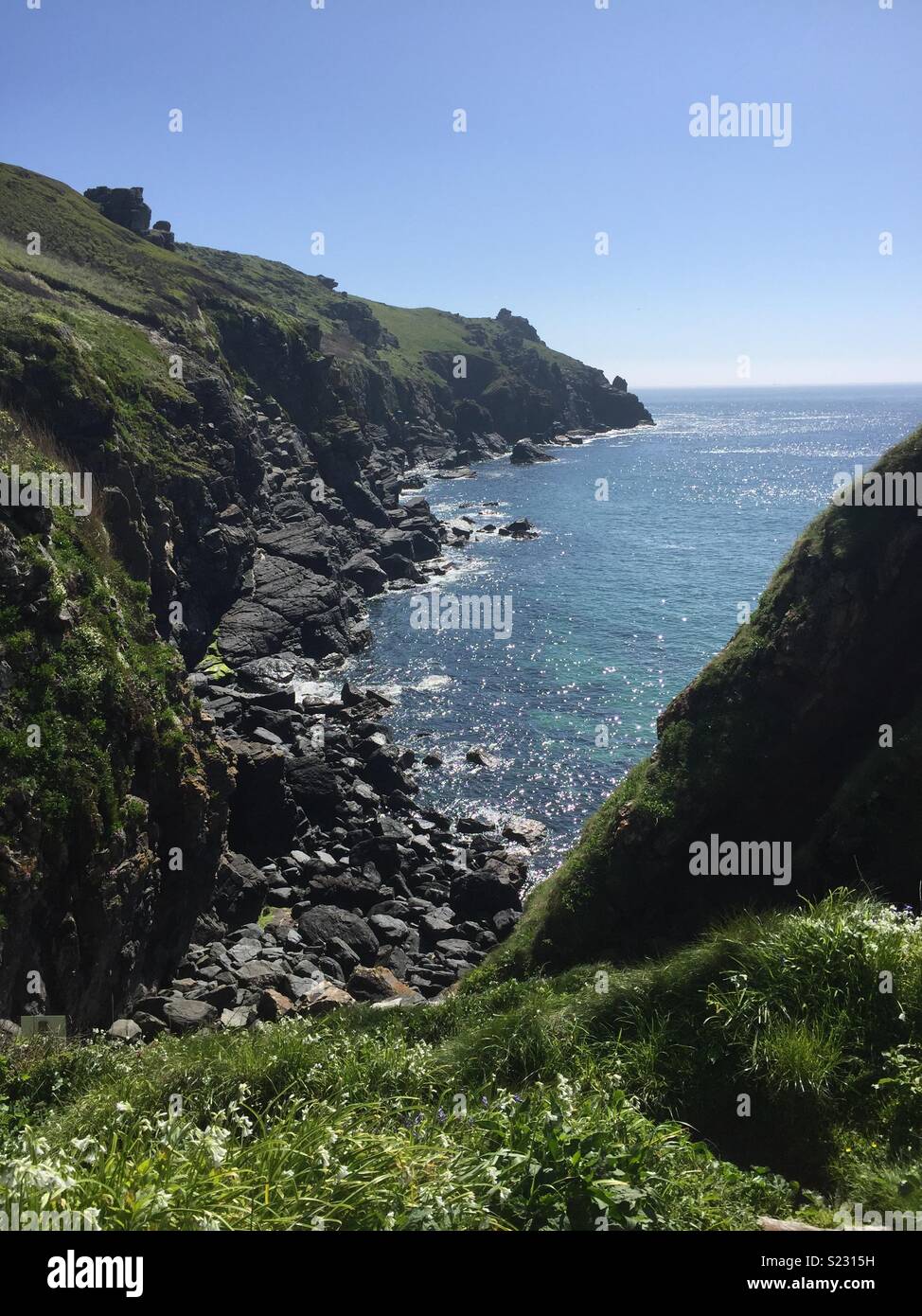 Cornish coastal walking Stock Photo - Alamy