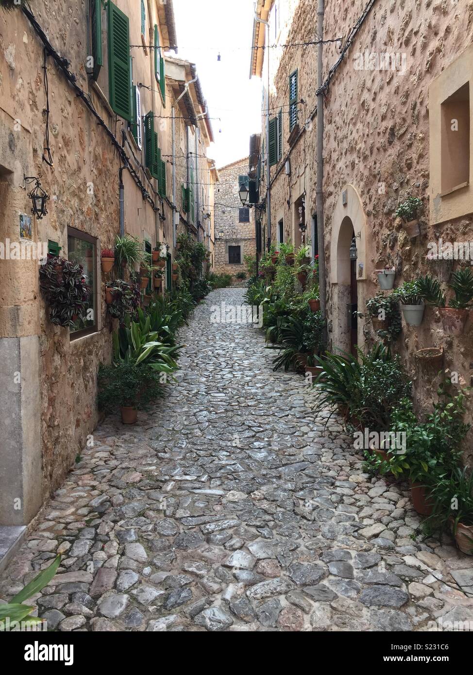 Typical spanish street hi-res stock photography and images - Alamy