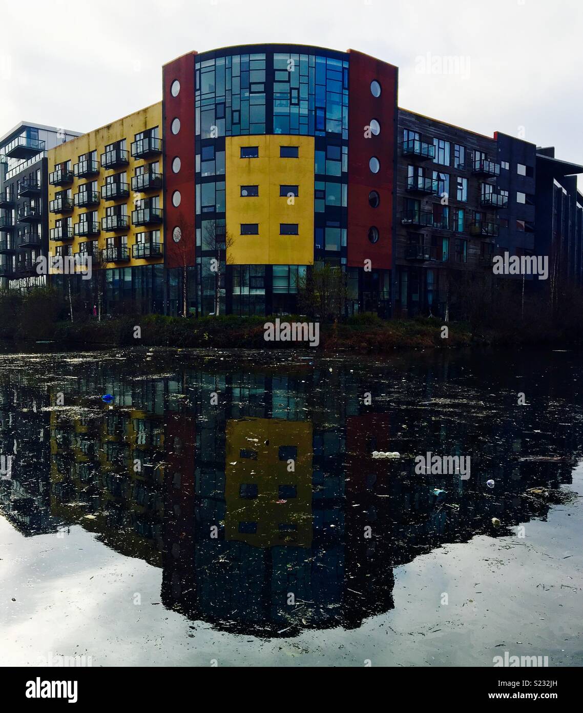 Hackney block flat hi-res stock photography and images - Alamy