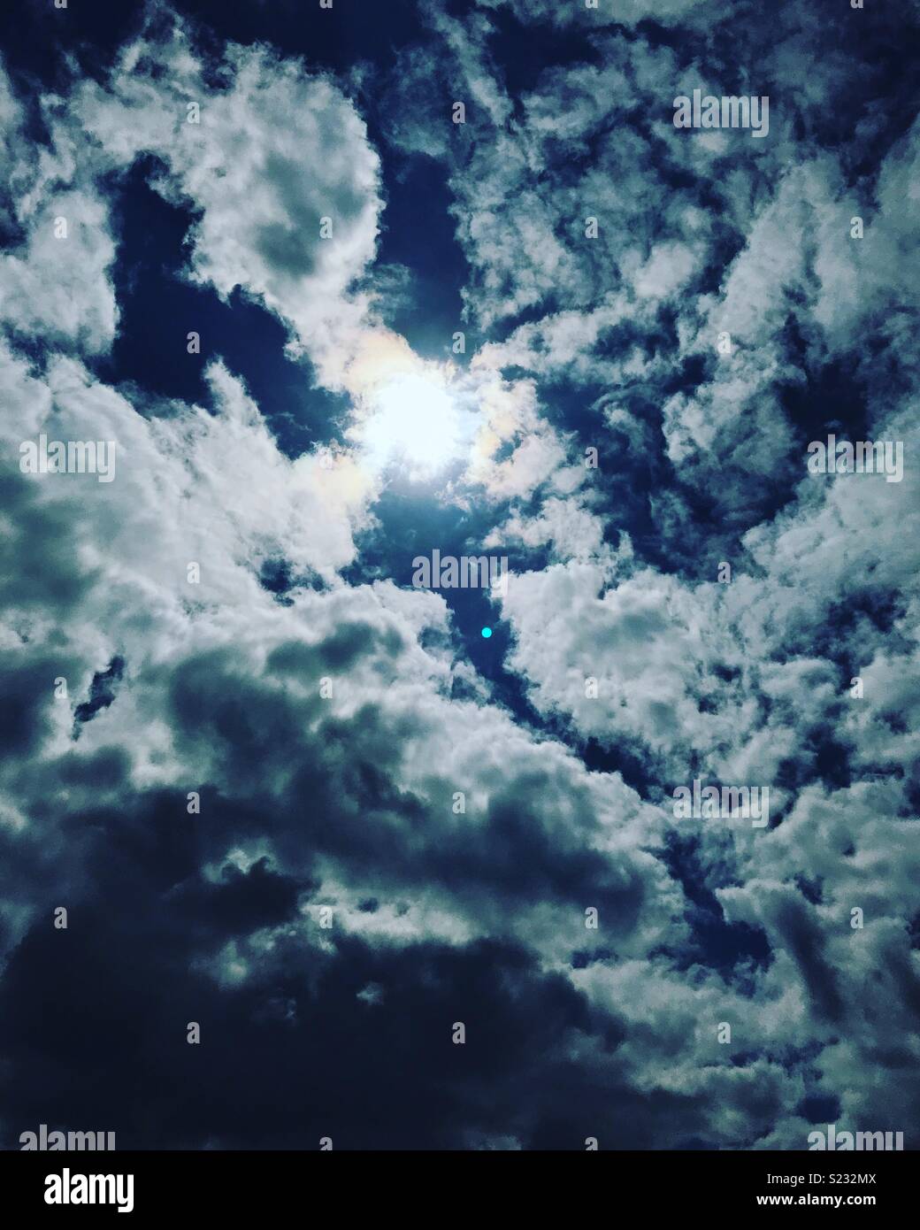 Sun sunny day nice weather hi-res stock photography and images - Alamy