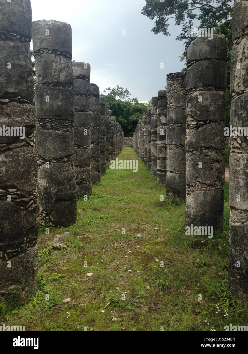 Grass temple hi-res stock photography and images - Alamy