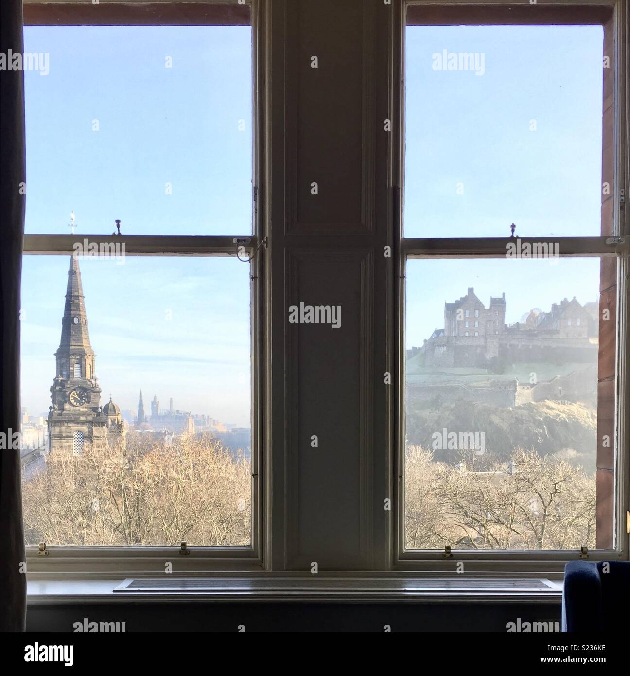 Edinburgh steeple hi-res stock photography and images - Alamy