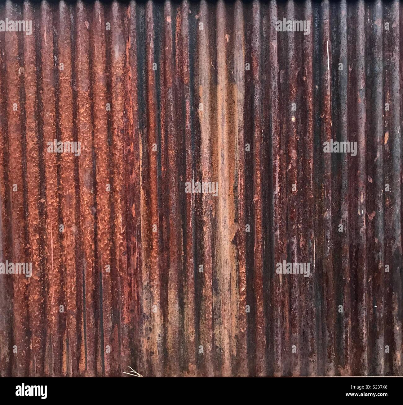 Rust wall hi-res stock photography and images - Alamy