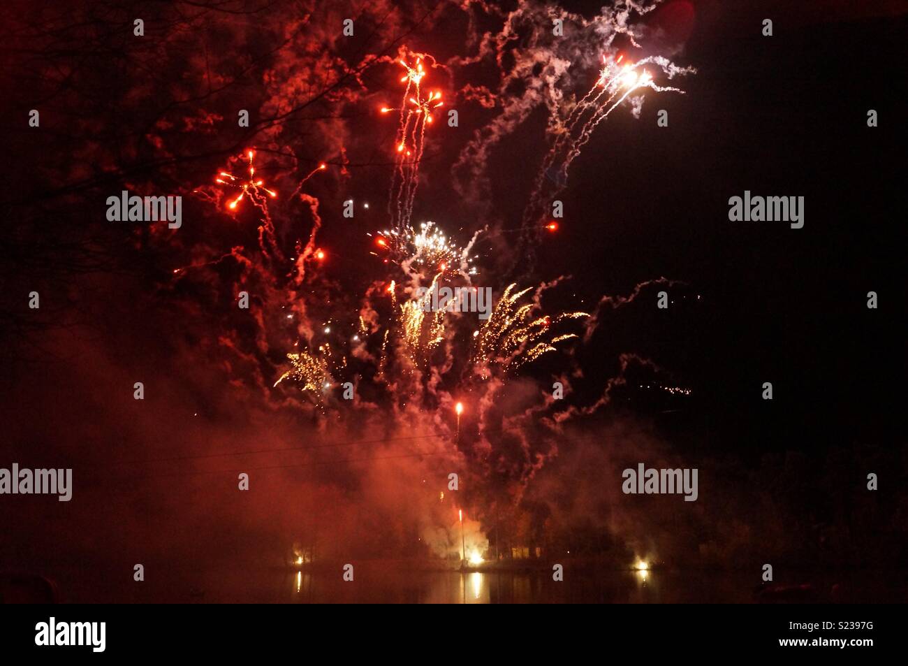 Fireworks reflection hi-res stock photography and images - Alamy