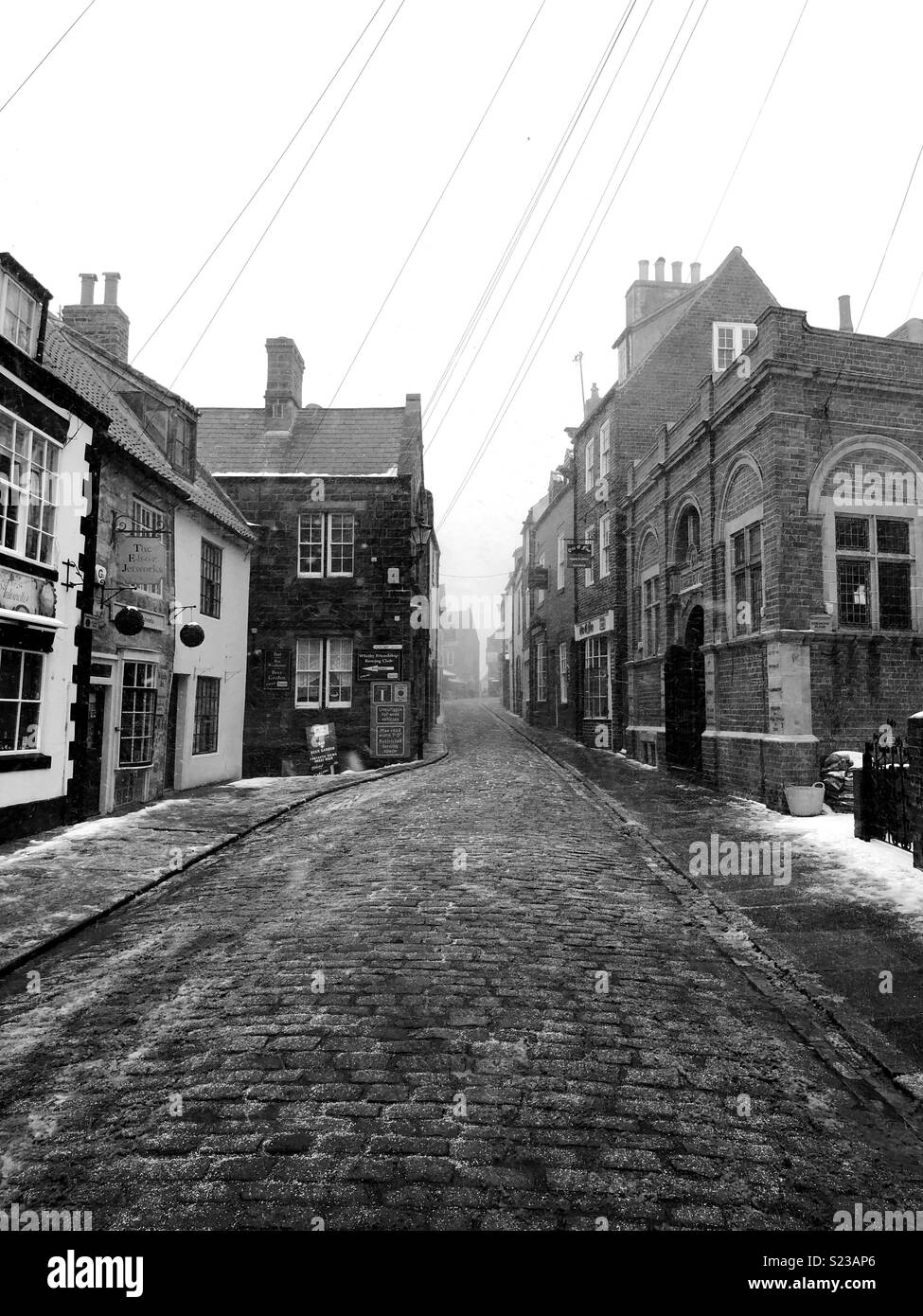 Cobbles whitby hi-res stock photography and images - Alamy