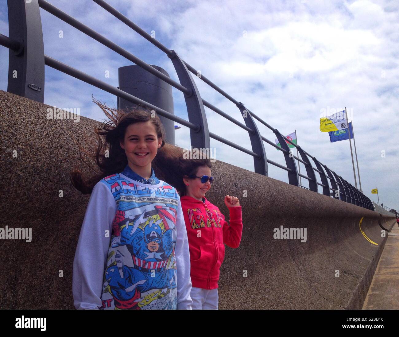 Wind children hi-res stock photography and images - Alamy