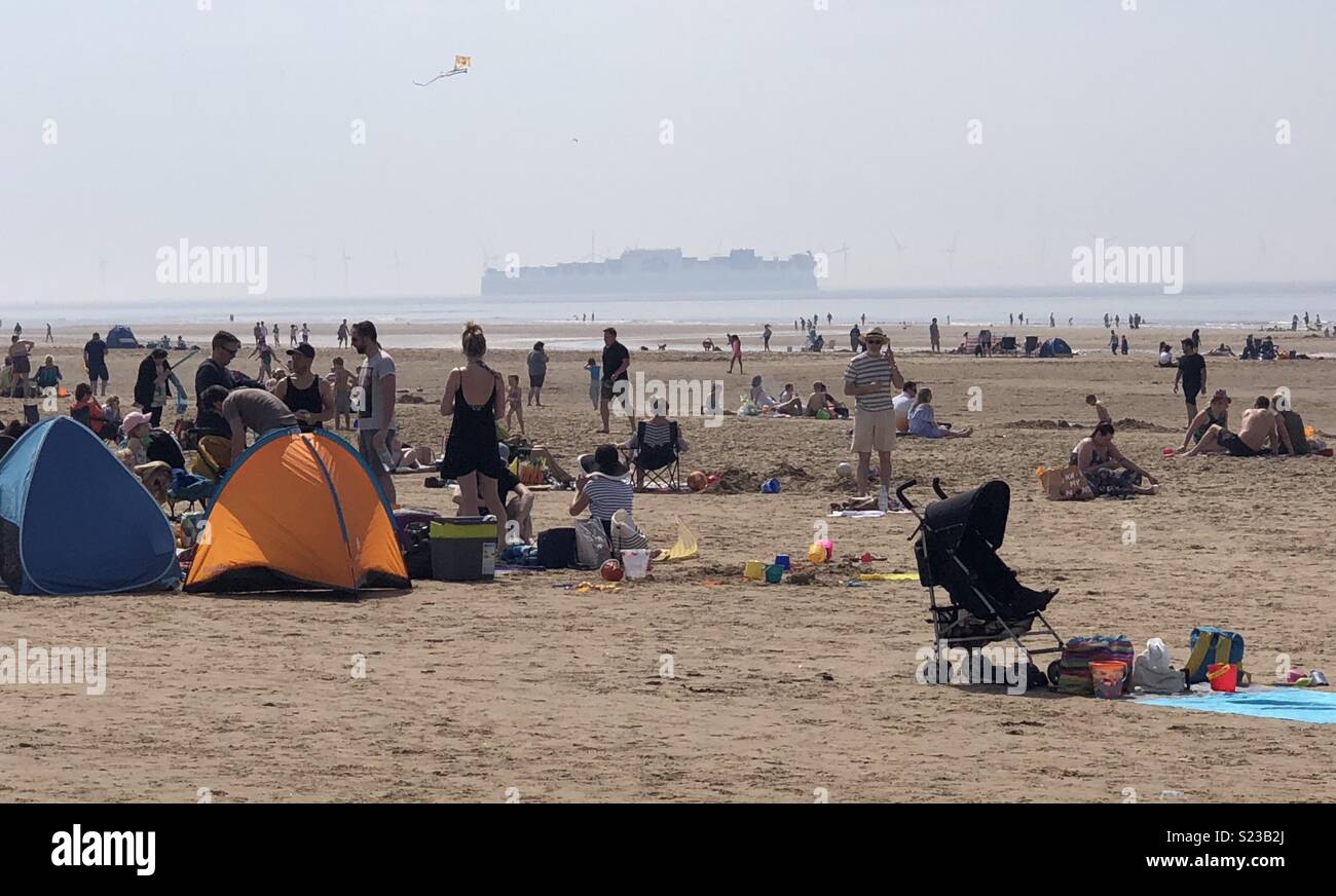 Beach formby summer hi-res stock photography and images - Alamy
