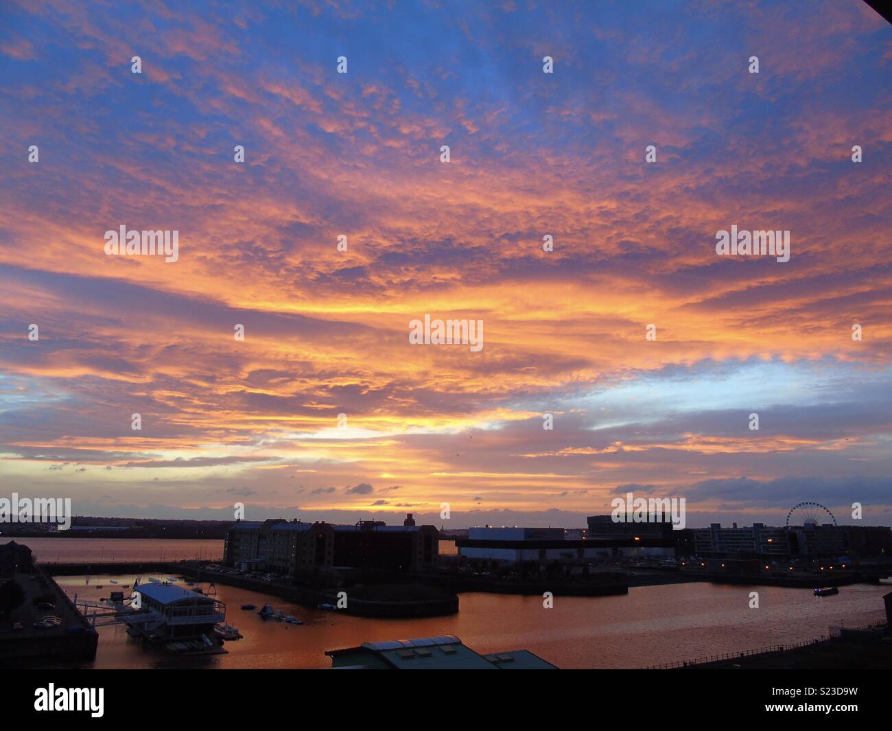 Queens Dock Liverpool High Resolution Stock Photography and Images - Alamy