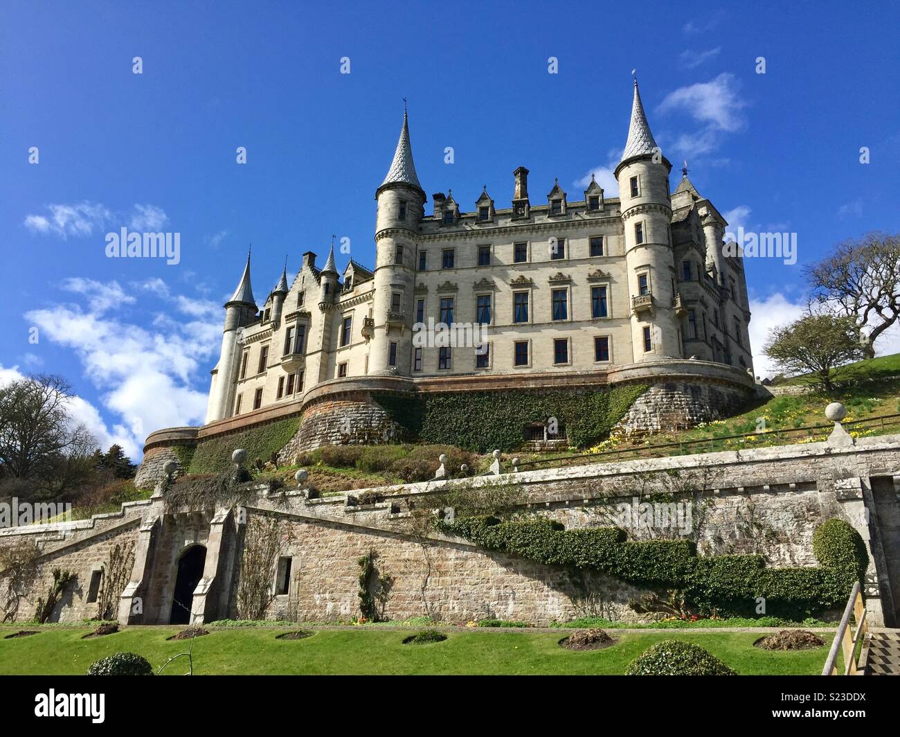 Dunrobin Castle, Scotland Stock Photo - Alamy