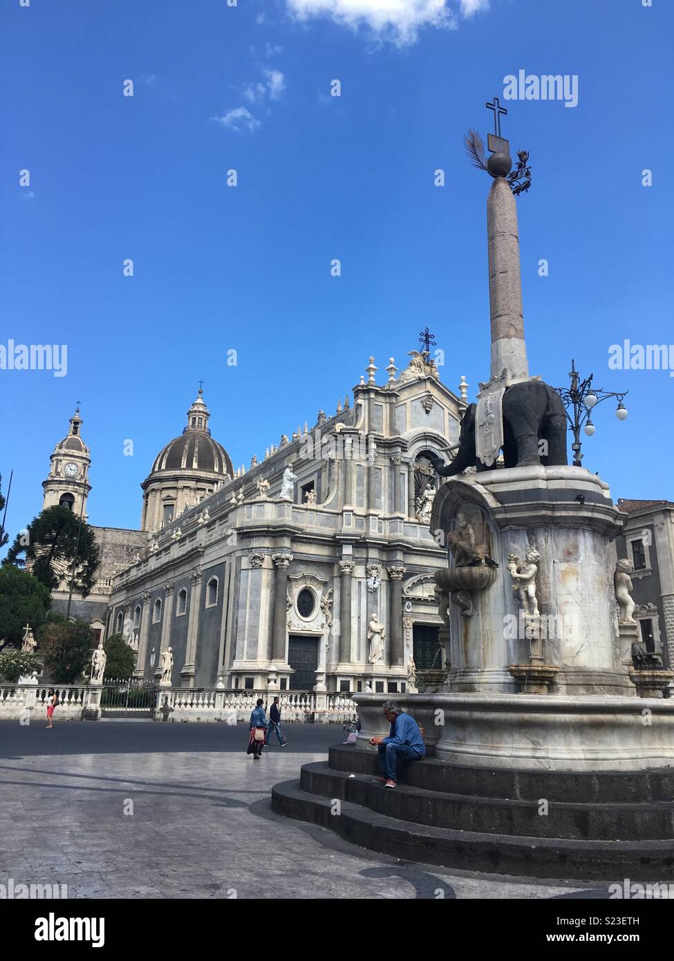 Catania church hi-res stock photography and images - Alamy