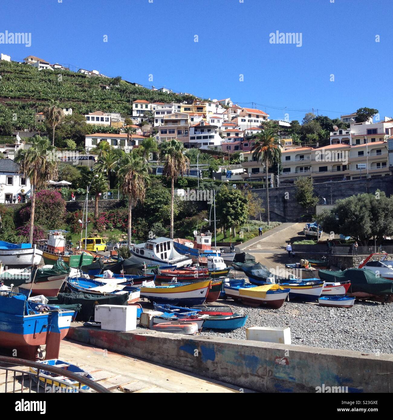 Quaint harbour hi-res stock photography and images - Alamy