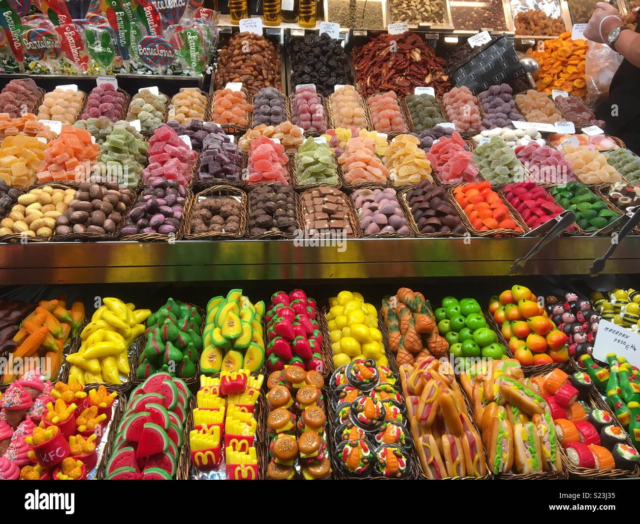Sweets and fruit hi-res stock photography and images - Alamy