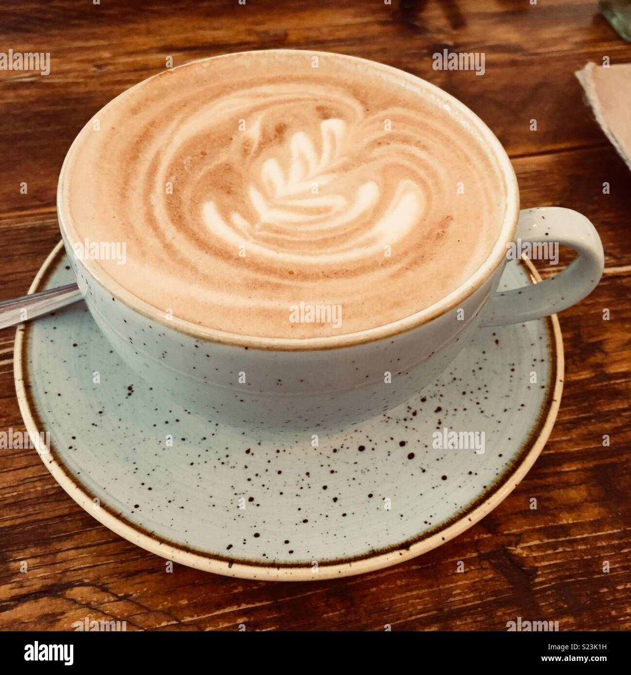Coffee shop cafe cup hi-res stock photography and images - Alamy