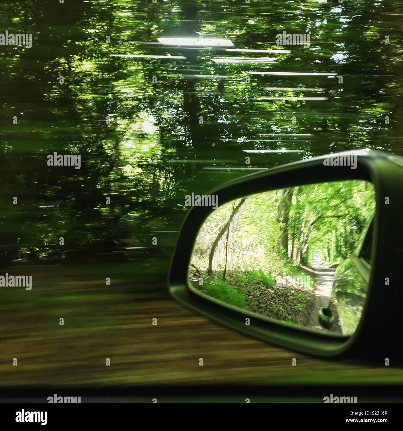 Countryside and lane and car hi-res stock photography and images - Alamy