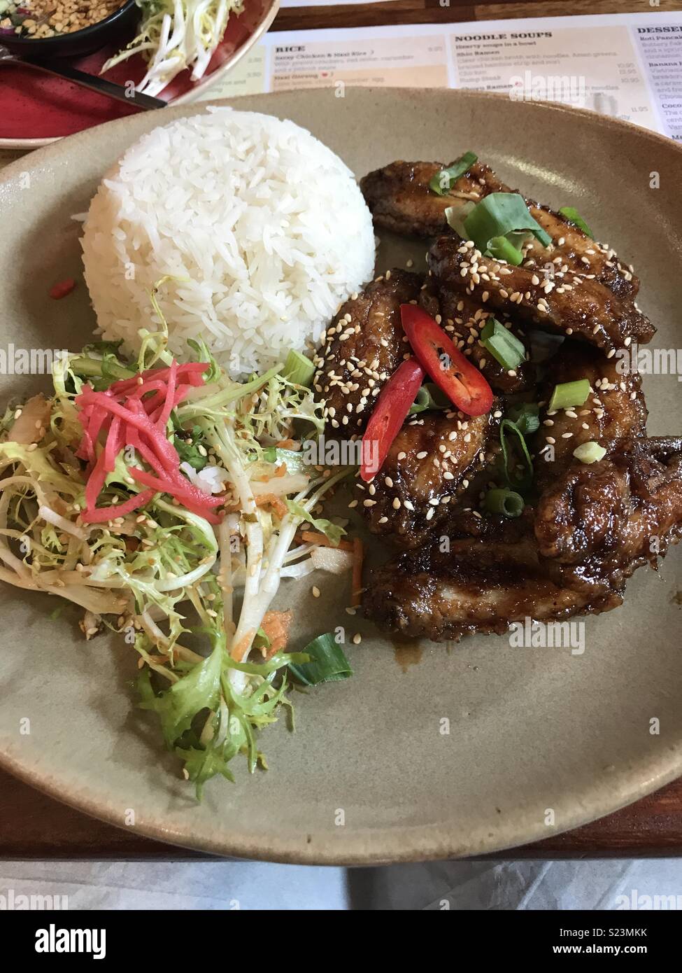 Sticky wings hi-res stock photography and images - Alamy