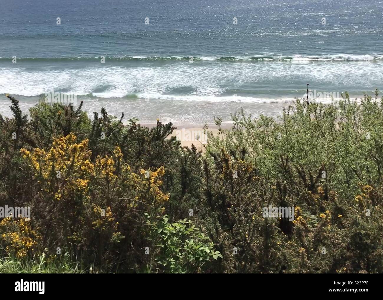 Cliff top view sea hi-res stock photography and images - Alamy