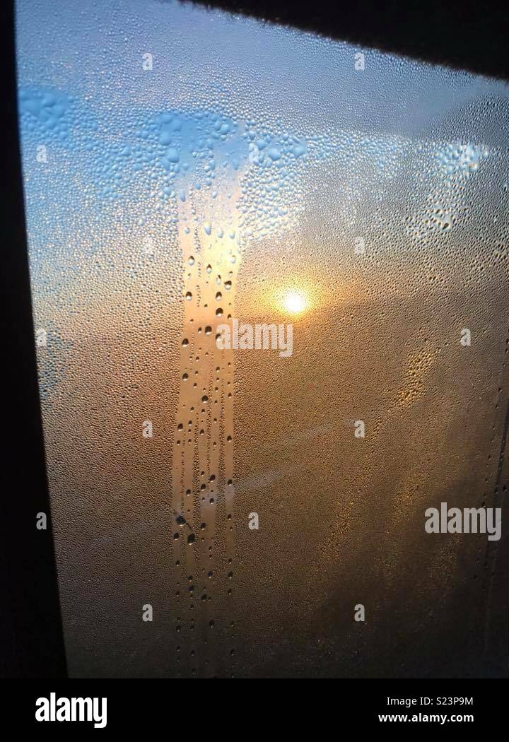 Sunrise through condensation hi-res stock photography and images - Alamy