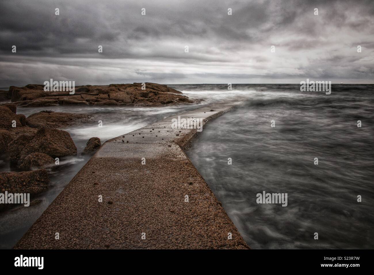 Long exposure sea break Stock Photo - Alamy