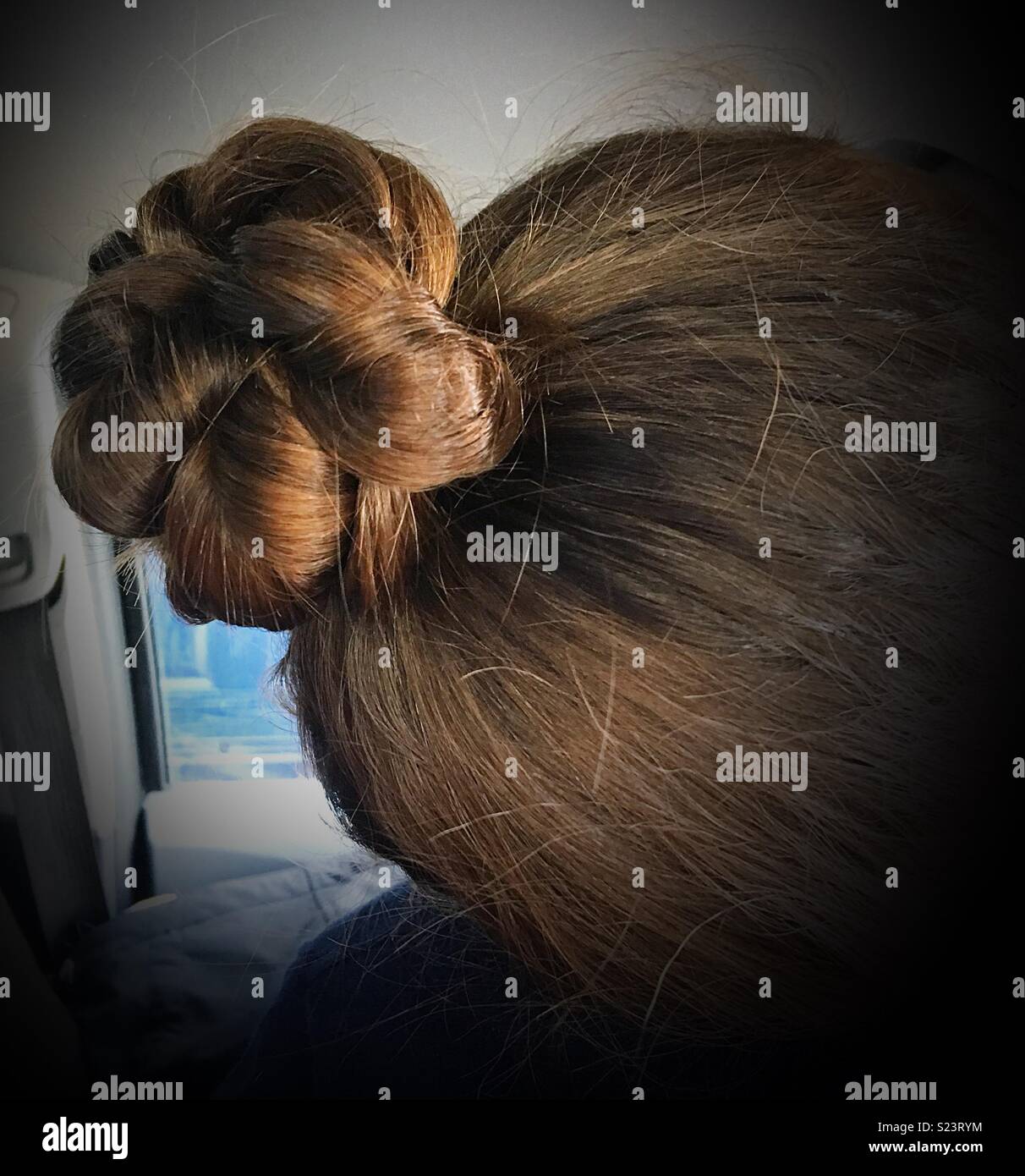 Tidy hair hi-res stock photography and images - Alamy