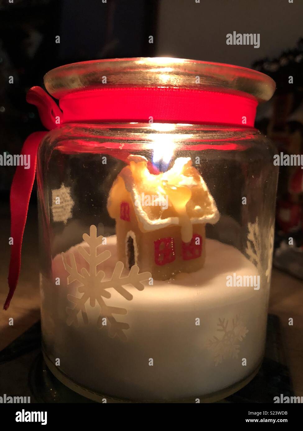 Gingerbread House Glasshouse Candle at Joan Byrd blog