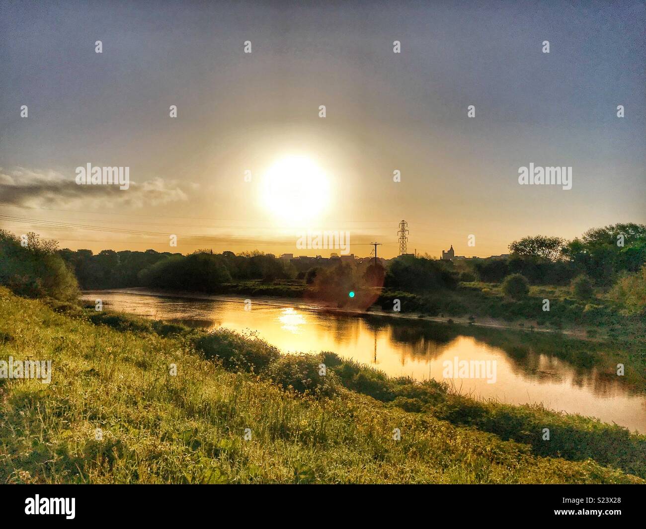 River Dee Path Stock Photo - Alamy