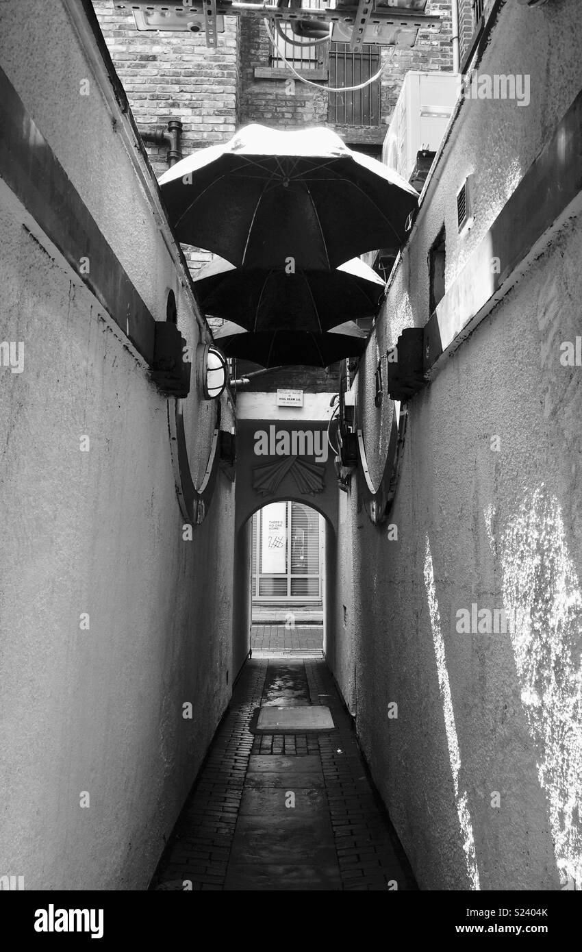 Manchester alley hi-res stock photography and images - Alamy