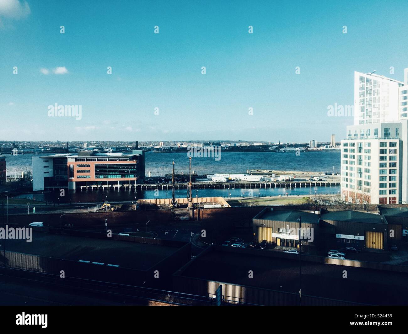 Mersey docks hi-res stock photography and images - Alamy