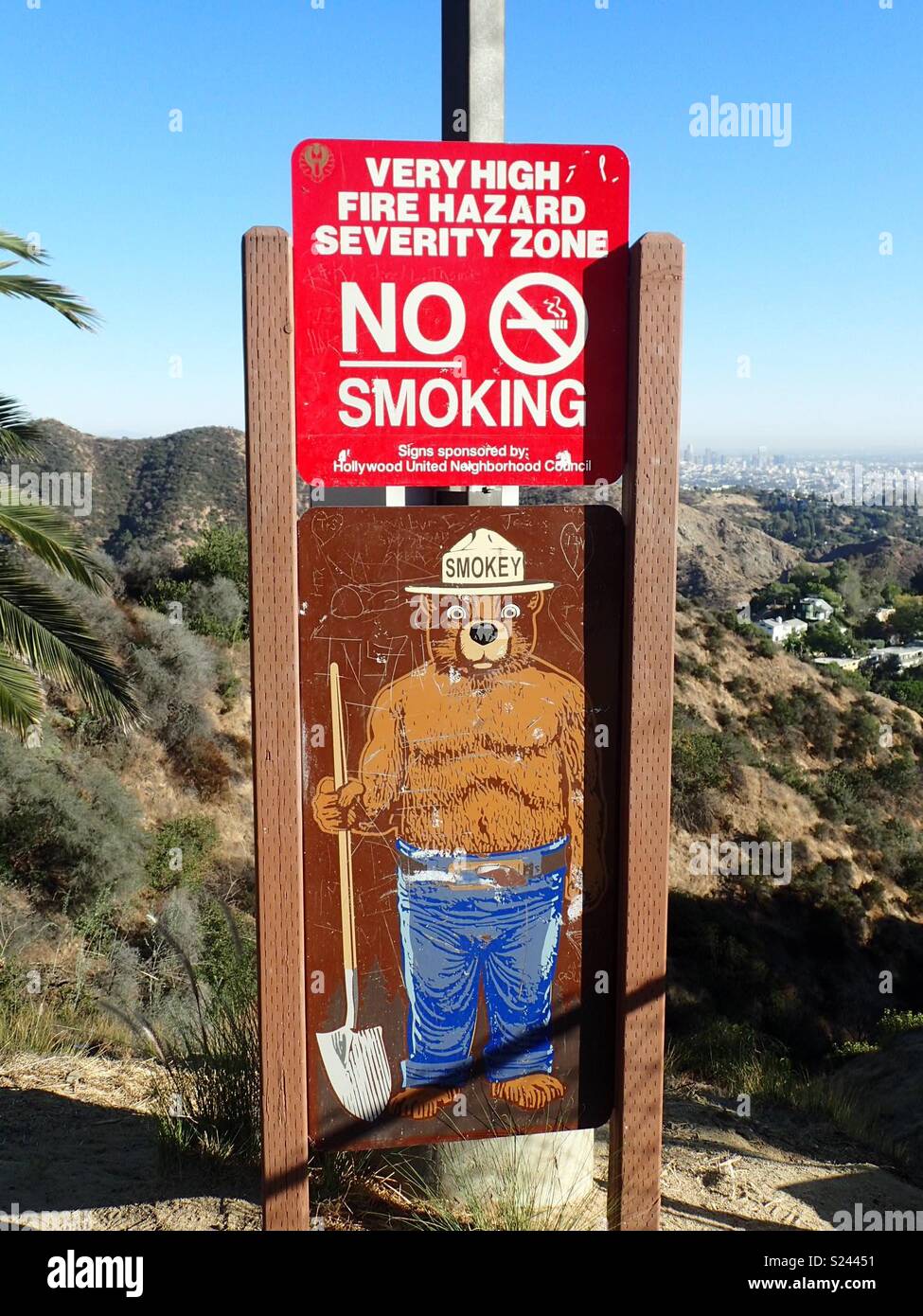 Fire Hazard Sign Stock Photos & Fire Hazard Sign Stock Images - Alamy