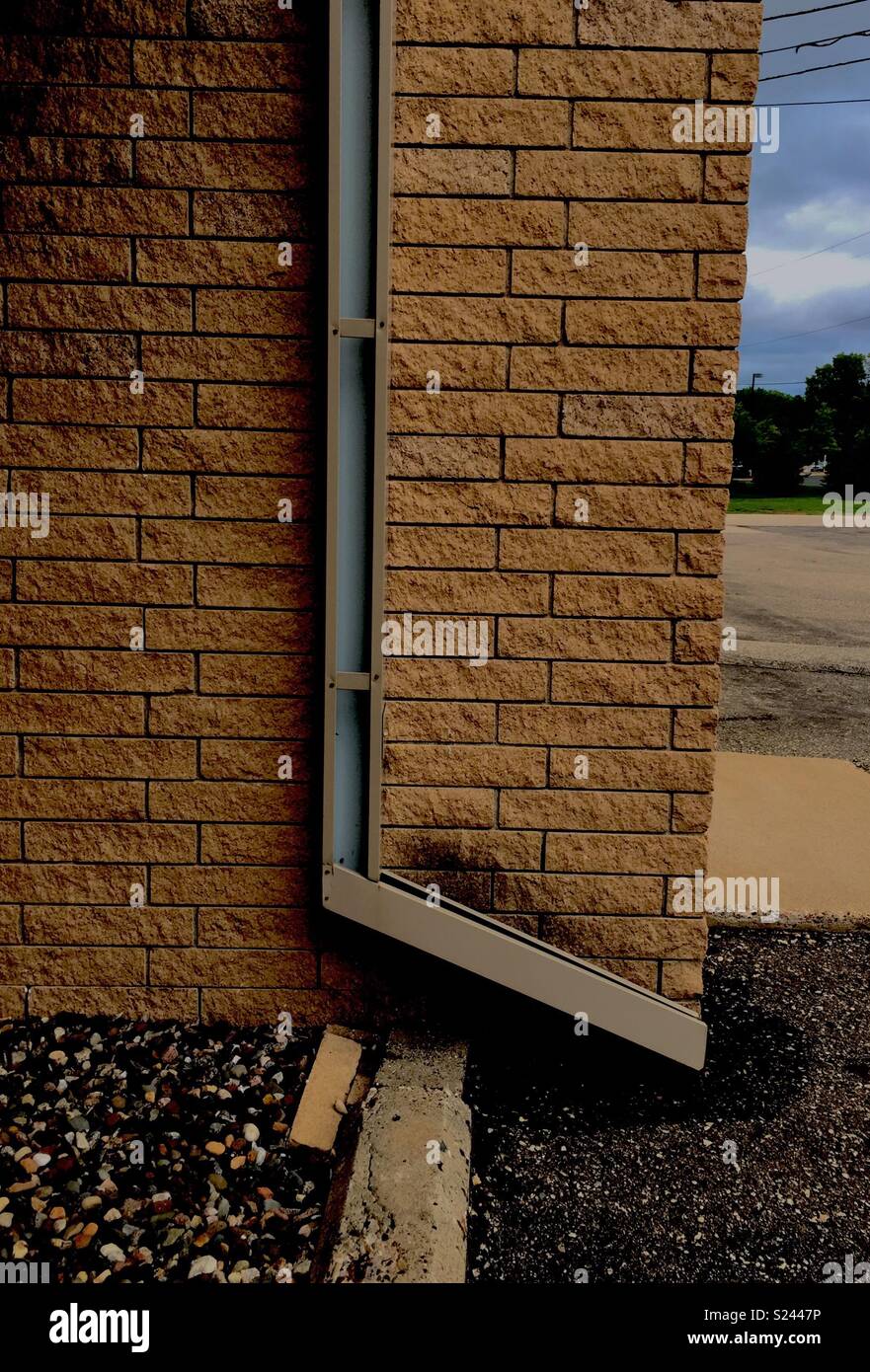 Puddle drain hi-res stock photography and images - Alamy