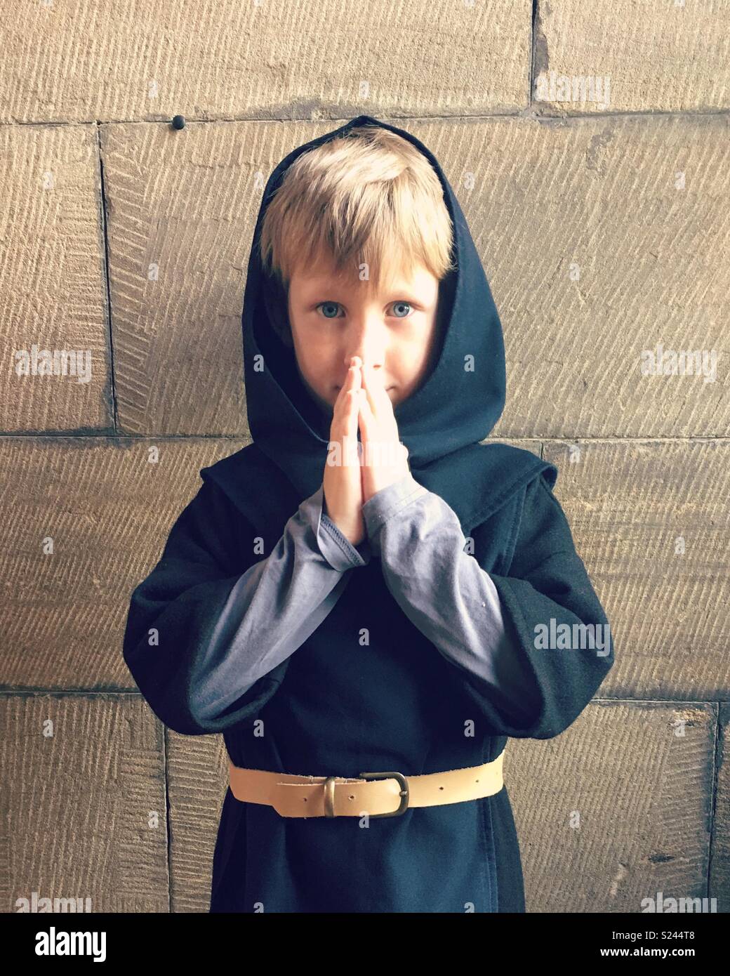 Catholic priest boy hi-res stock photography and images - Alamy