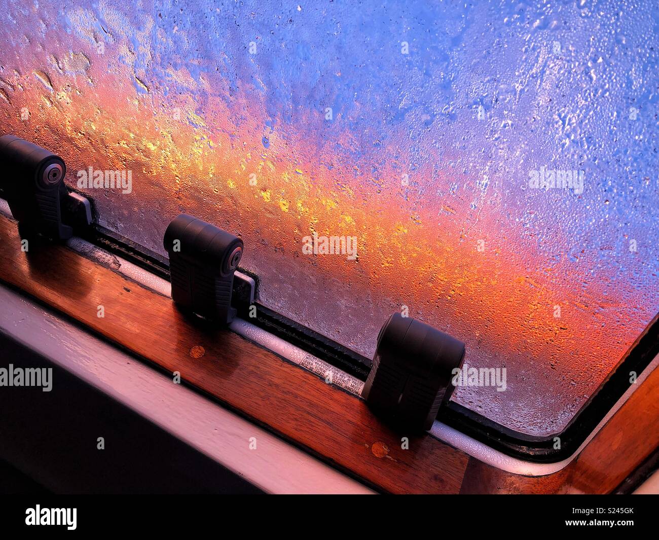 Foxhole hi-res stock photography and images - Alamy