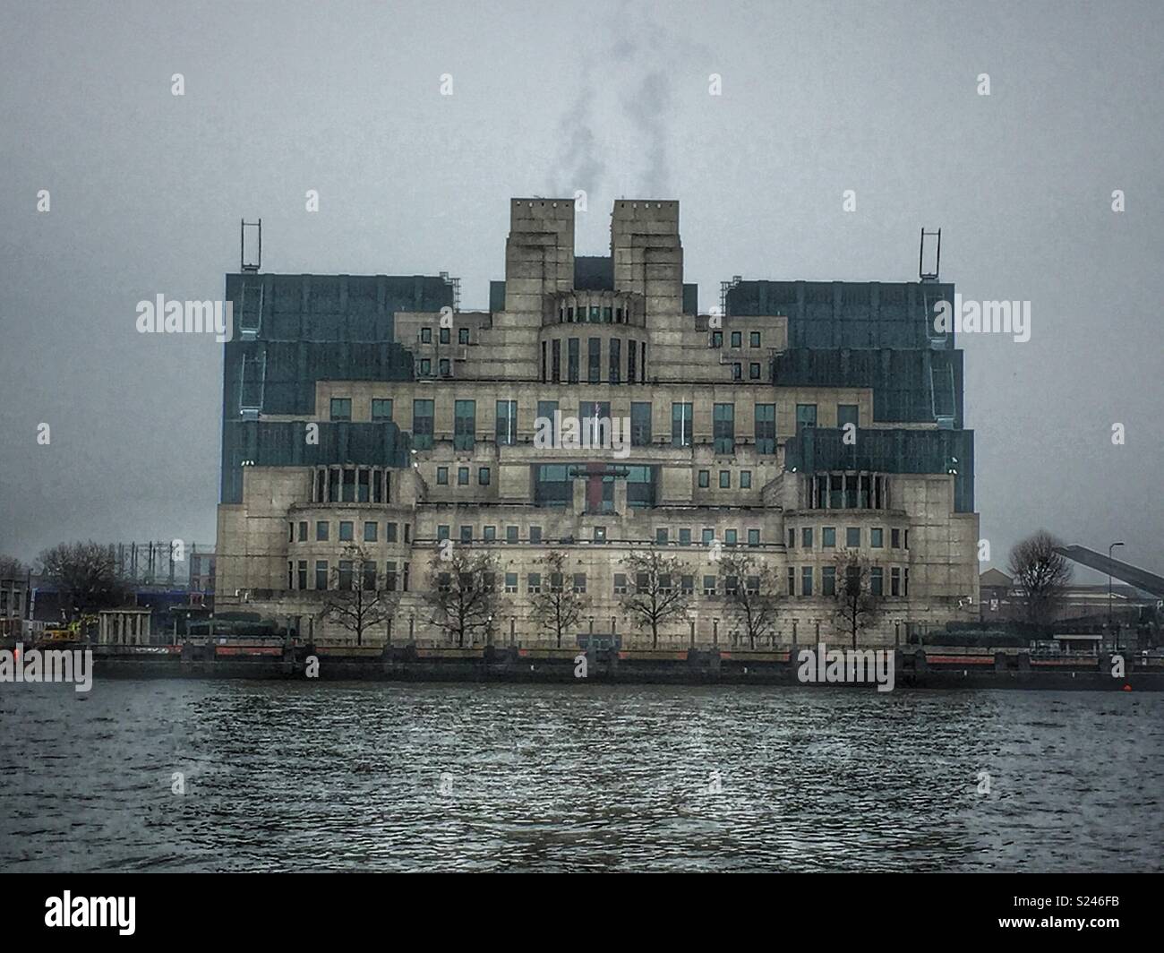 Mi6 hq hi-res stock photography and images - Alamy