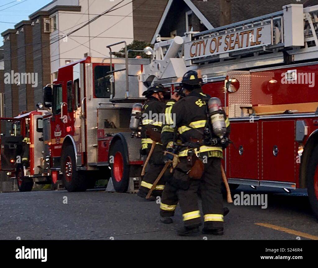 Firefighter responding to fire High Resolution Stock Photography and ...