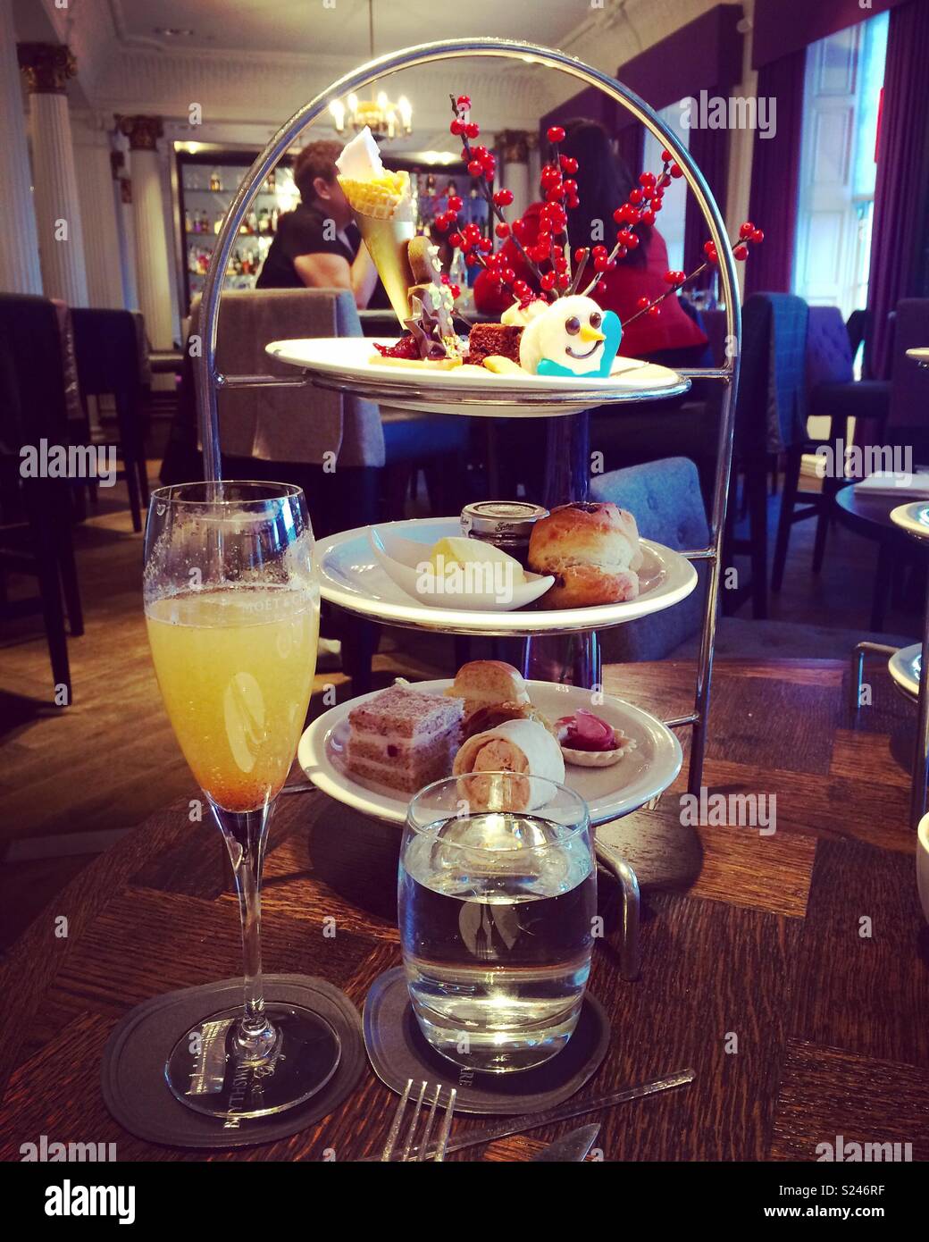 Festive afternoon tea hi-res stock photography and images - Alamy