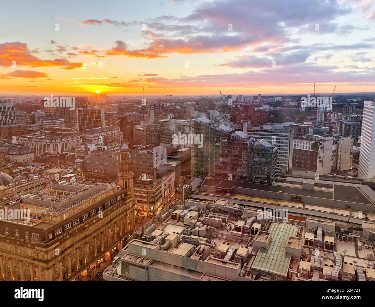 Manchester city centre skyline hi-res stock photography and images - Alamy