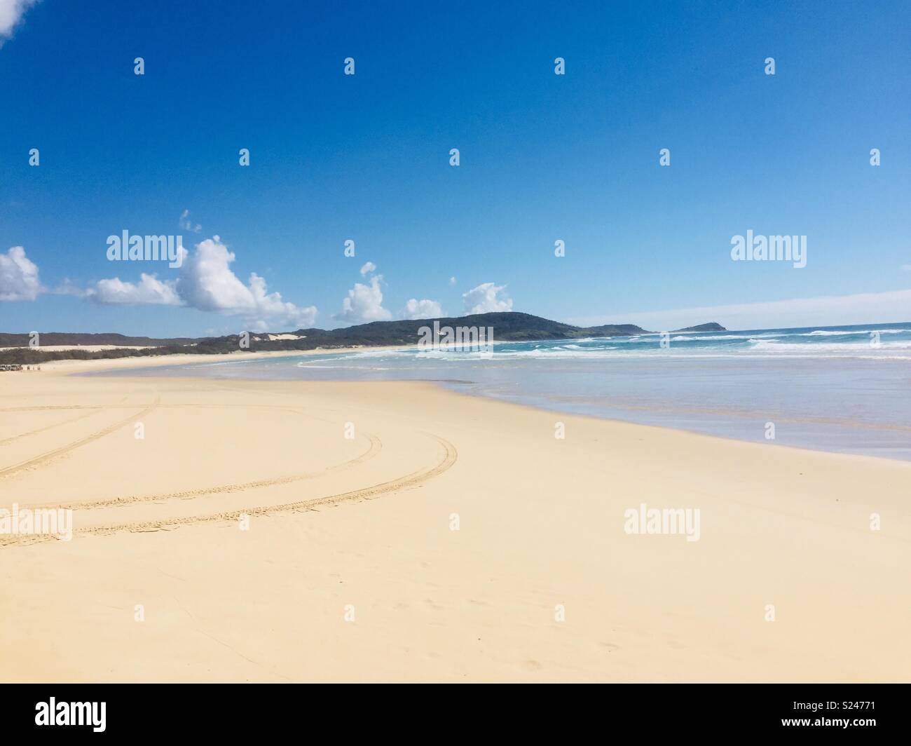 Fraser island beach hi-res stock photography and images - Alamy