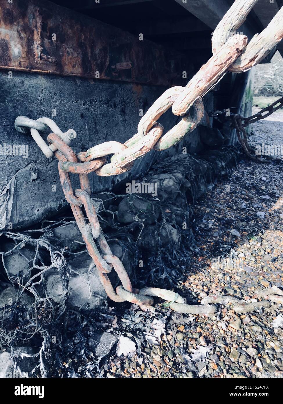 Chain of water hi-res stock photography and images - Alamy