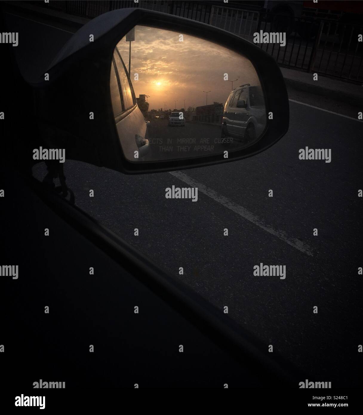 Black car sun reflecting hi-res stock photography and images - Alamy