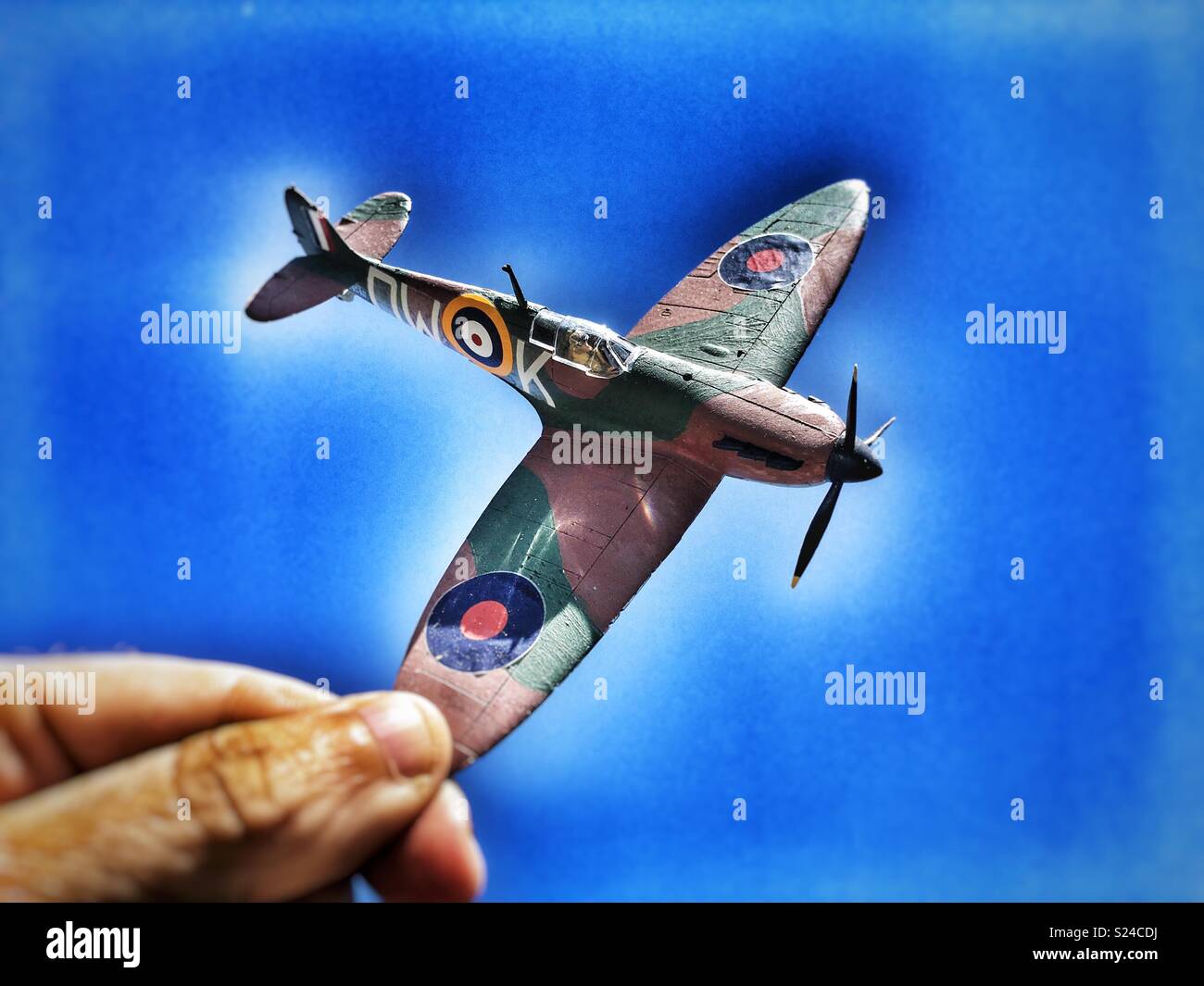 72 scale model spitfire hi-res stock photography and images - Alamy