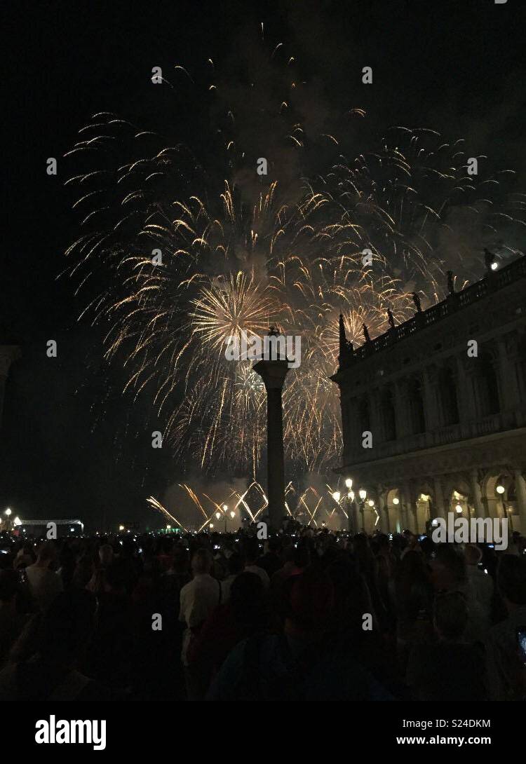 Fireworks, smoke, historic buildings, Venice Stock Photo - Alamy