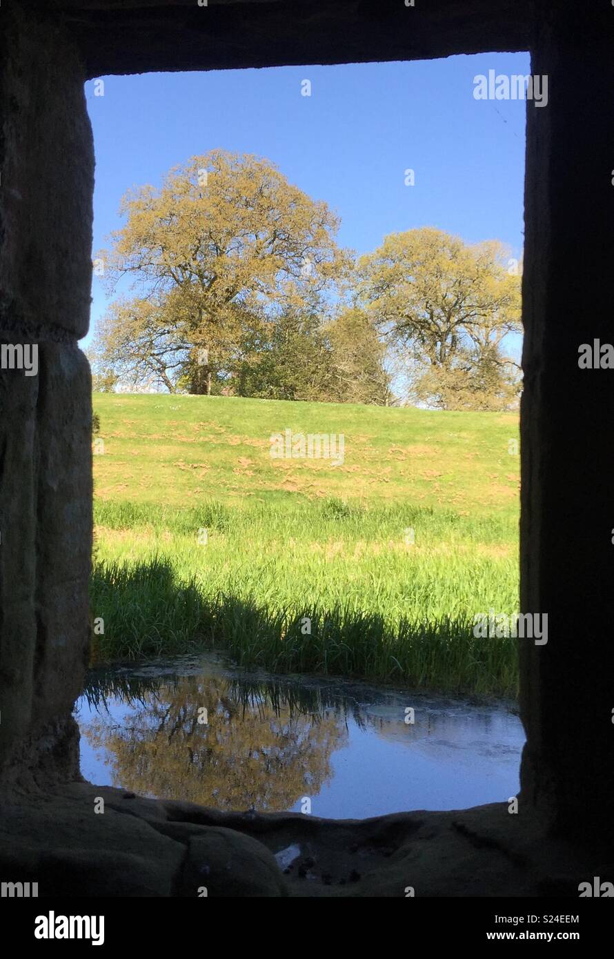 Window framed view hi-res stock photography and images - Alamy