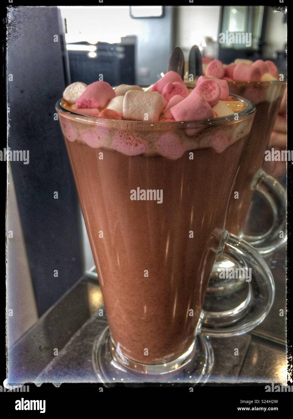 Hot choc hi-res stock photography and images - Alamy