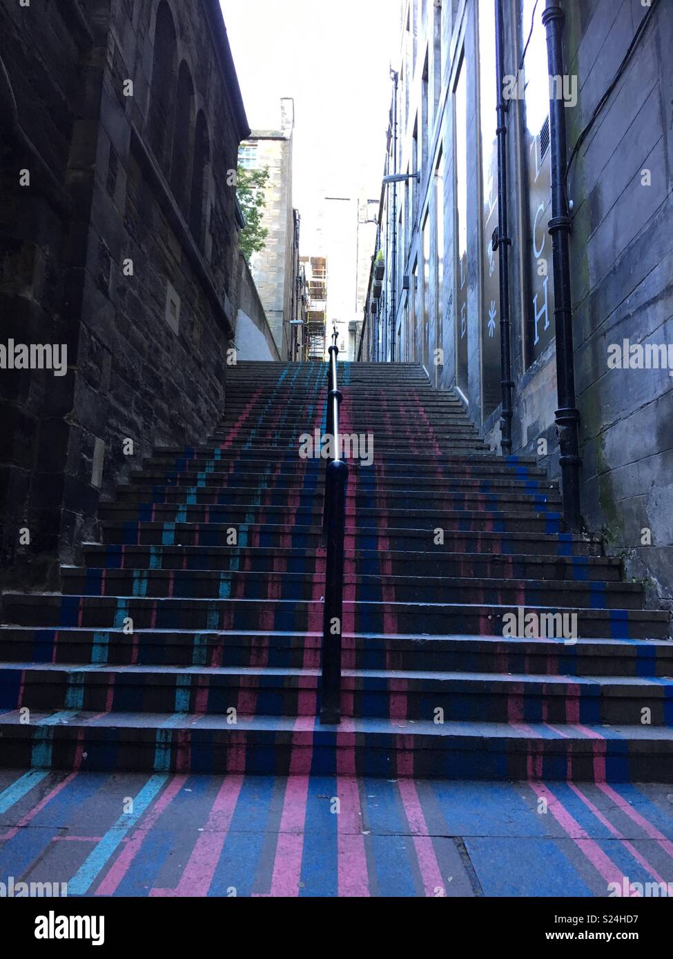Edinburgh steps hi-res stock photography and images - Alamy