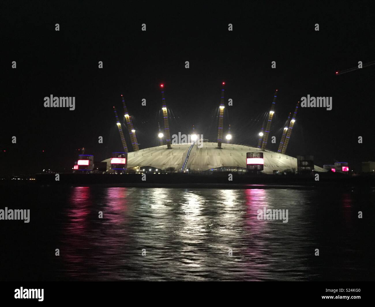 The O2 At Night High Resolution Stock Photography and Images - Alamy