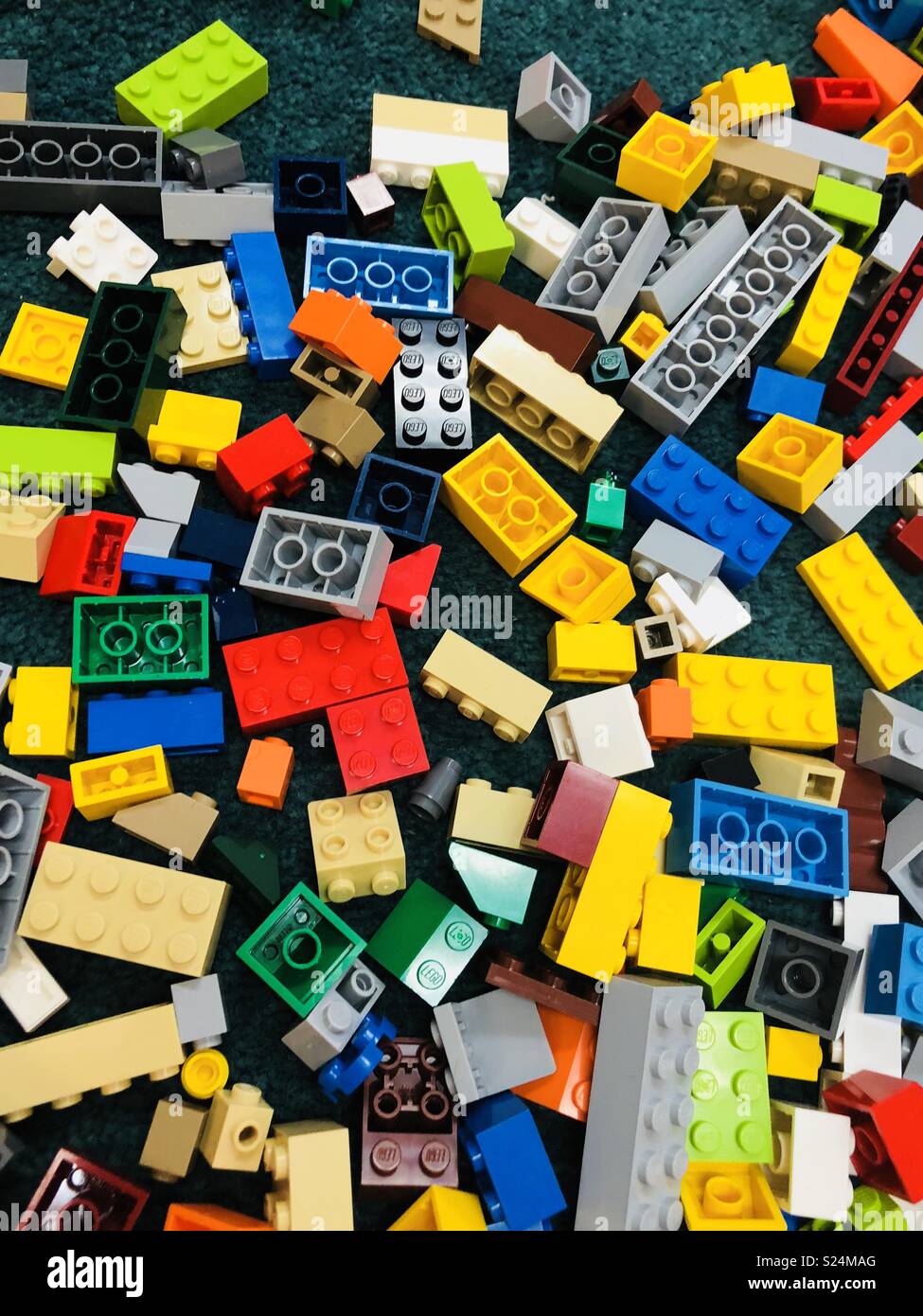 Pile Of Lego High Resolution Stock Photography and Images - Alamy
