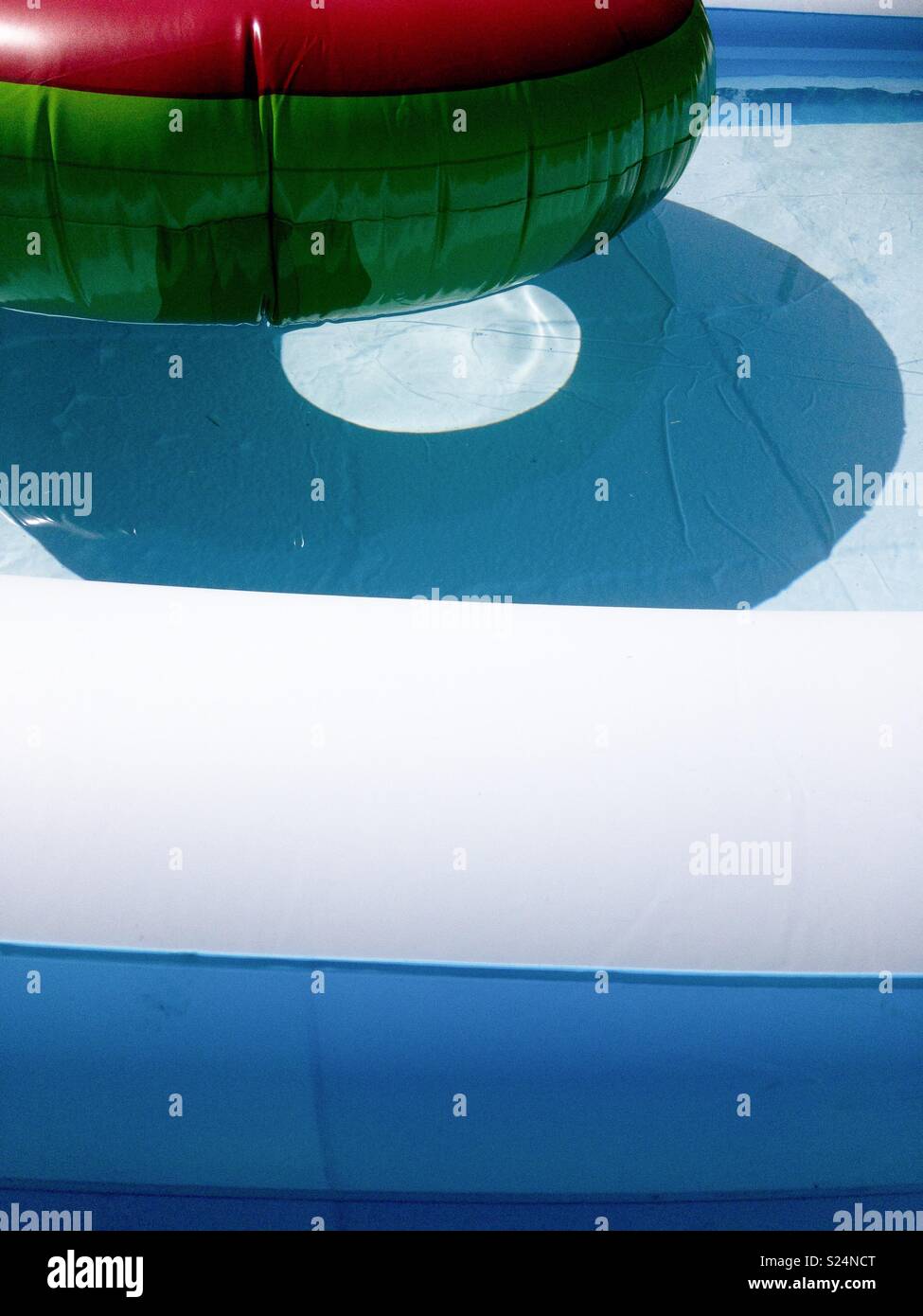 Inflatable pool splash hi-res stock photography and images - Alamy