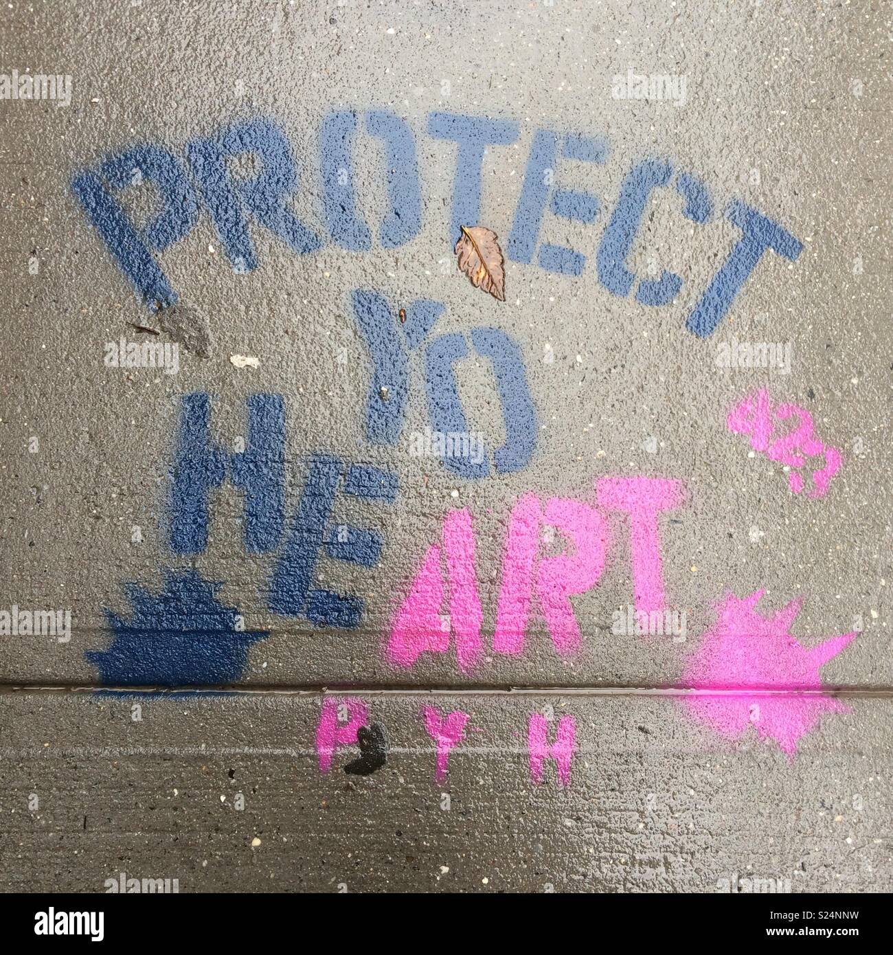 Pavement art hi-res stock photography and images - Alamy