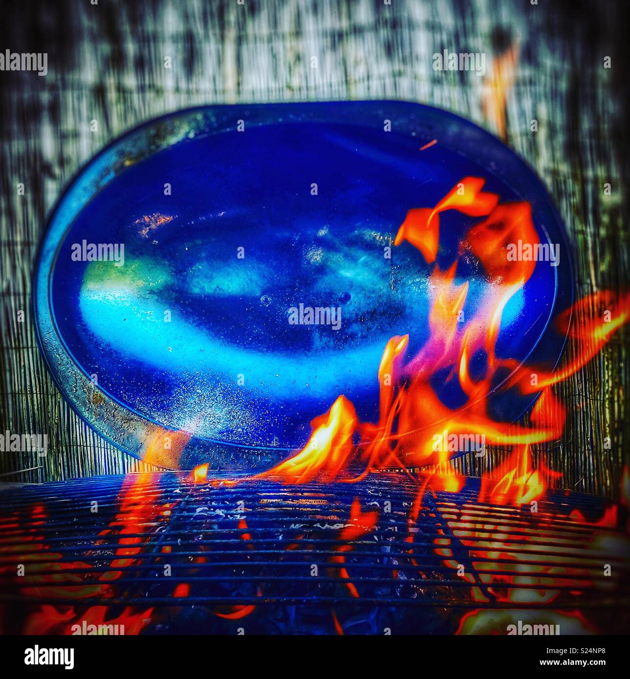 Fire garden hi-res stock photography and images - Alamy
